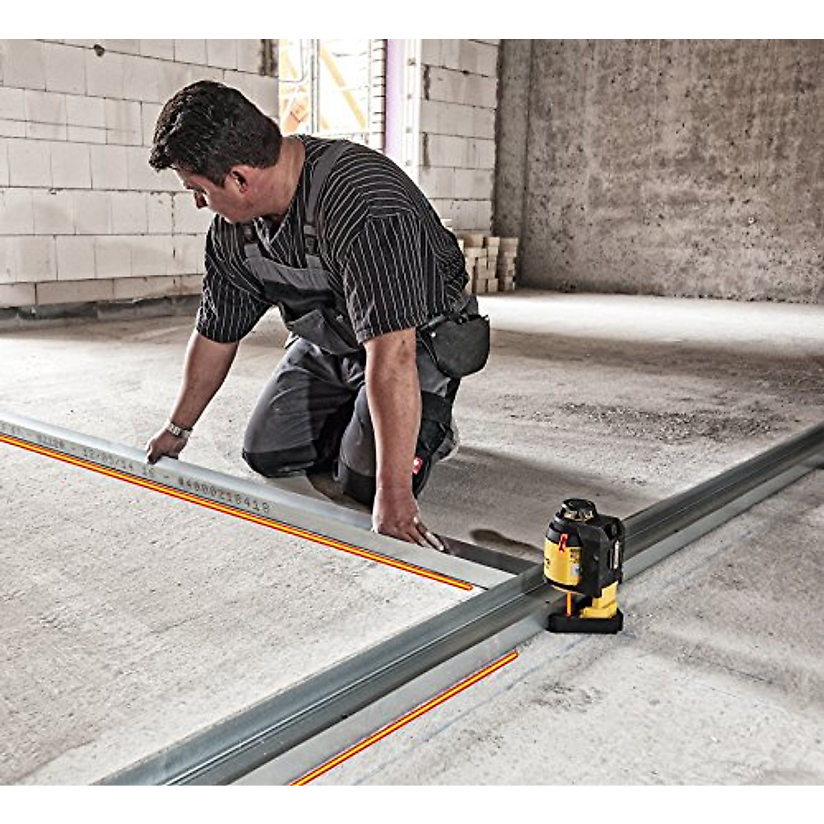 Stabila 03360 Type LAX400 ProLiner Multi-Line Laser Kit