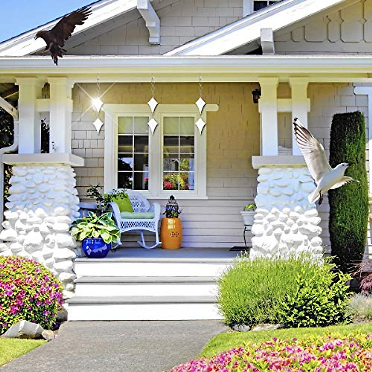 EACILLES Reflective Discs to Keep Birds Away, Hanging Reflectors to Scare Birds Away from Your House and Garden, 16 Diamond Discs