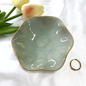 TIGERMILLION Ring Holder Dish, Ceramic Jewelry Trays, Leaf Shape Ring Dish for Bracelet Holder and Earring Organizer, Gift for Friends Sister Daughter Mother (Cyan①)
