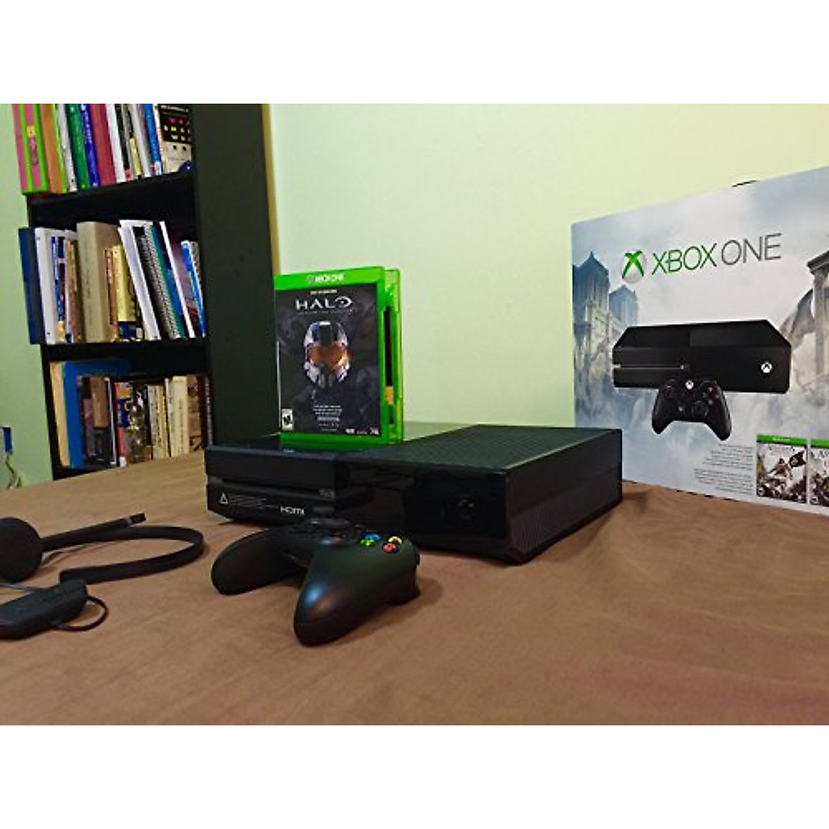 Xbox One 500GB Console - Assassin's Creed Unity Bundle