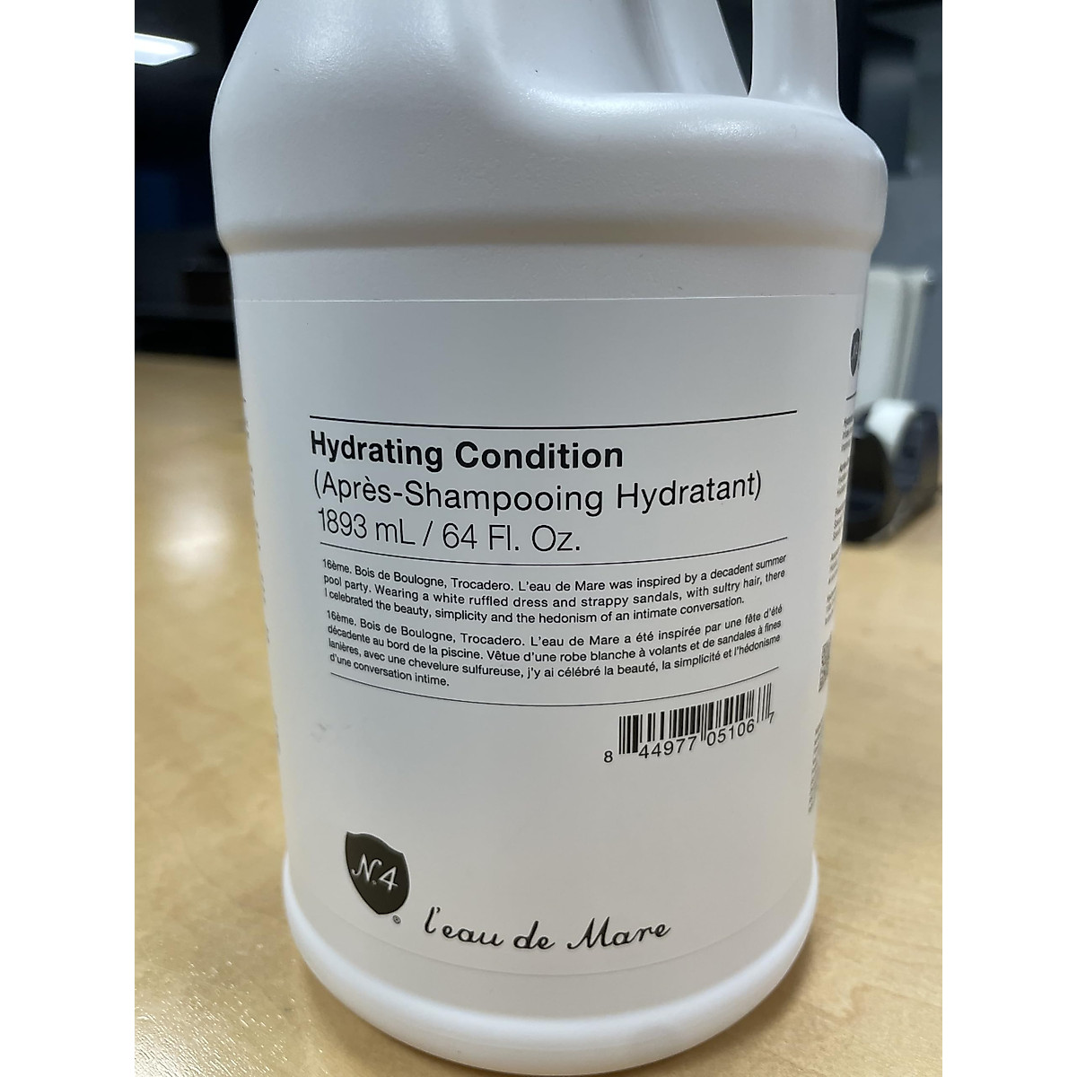 Number 4 L'eau de Mare Hydrating Condition 64 ozHydrating Condition. Deep Hydrating Conditioner. Lightweight, Dentangling, Color Protecting, 64 oz