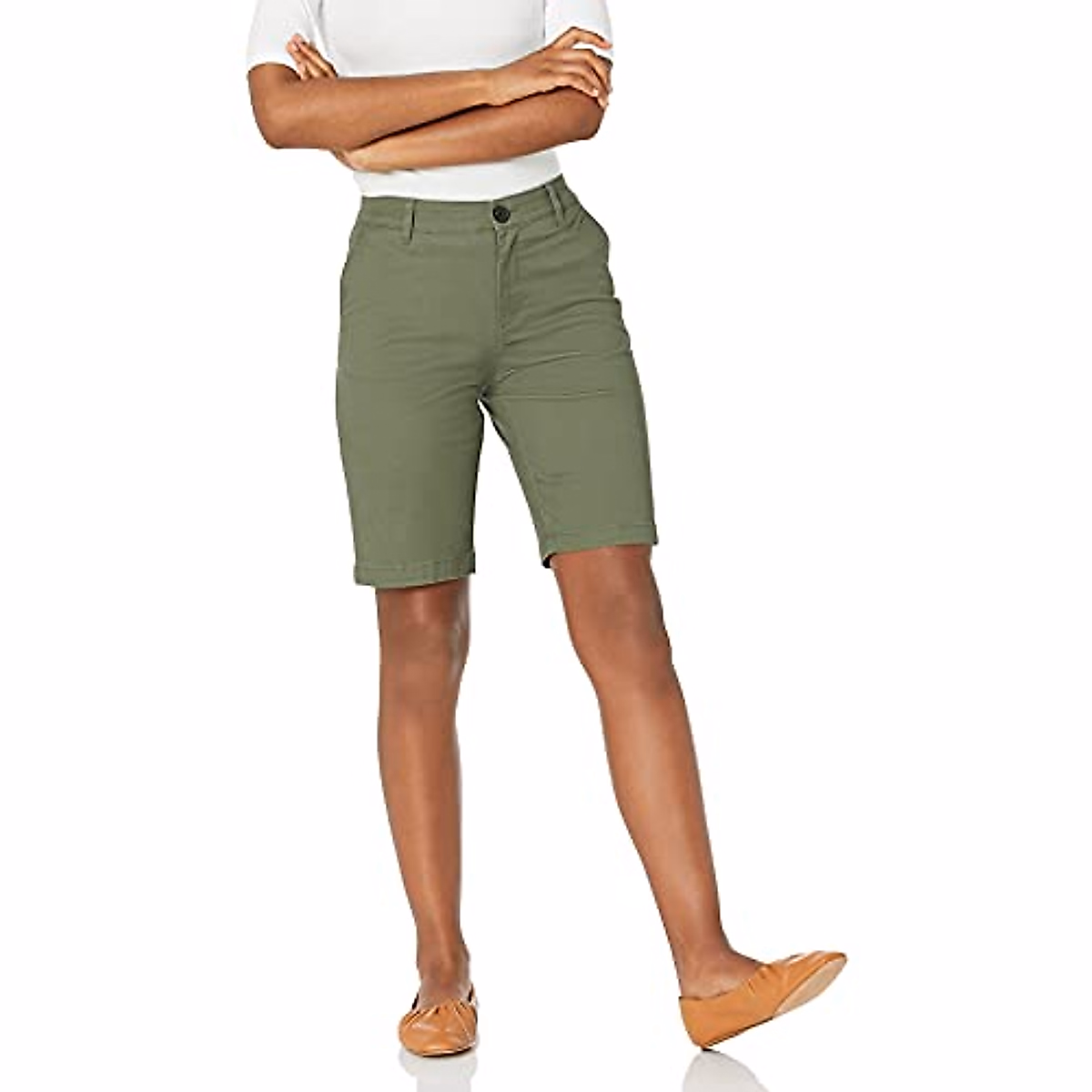 Amazon Essentials Women's Mid-Rise Slim-Fit 10 Inch Inseam Bermuda Khaki Short, Olive, 10