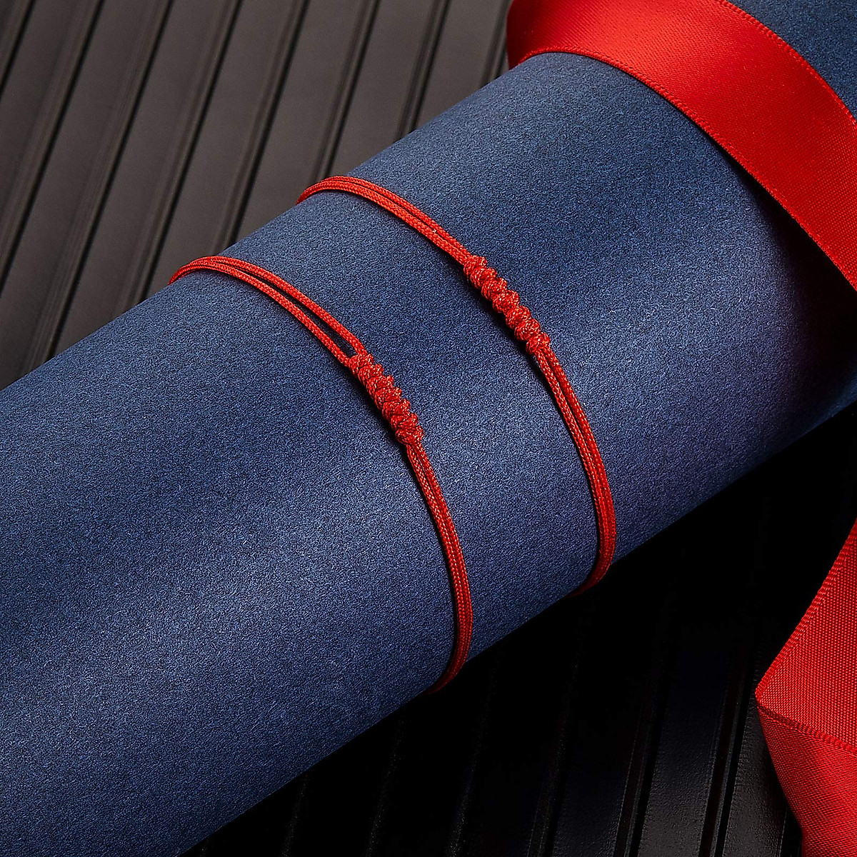 Hicarer Red Rope Bracelet 7 Knots Kabbalah Protection Red Cord Bracelet for Women Men Protection and Good Luck Favors (12)