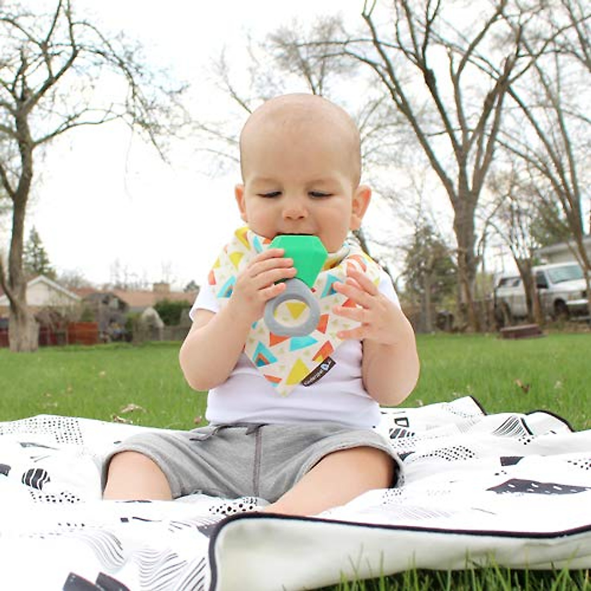 INNOBABY TEETHIN' Smart Birthstone Ring TEETHER - May (Emerald)