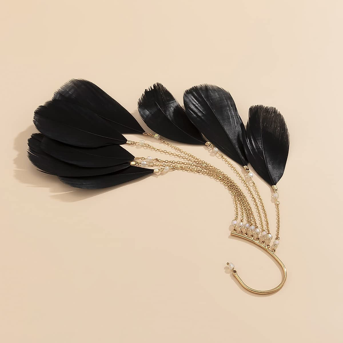 Asphire Bohemian Long Tassel Feather Ear Cuff 1pcs Non-Piercing Feather Fringe Earring Elegant Exaggerated Chandelier Ear Wrap for Women Ball Beach Party Statement Jewelry (Black)