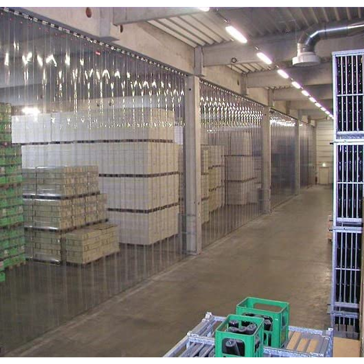 Strivide - Vinyl Plastic Strip Curtain Door Kit 168 in. (14 ft) Width x 108 in. (9 ft) Height Clear Ribbed 12 in. Strips with 100% Overlap