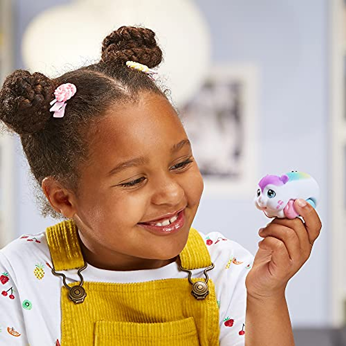 Little Live Pets - Lil' Hamster: Popmello & House Playset | Interactive Toy. Scurries, Sounds, and Moves Like a Real Hamster. Soft Flocked. Batteries Included. for Kids 4+