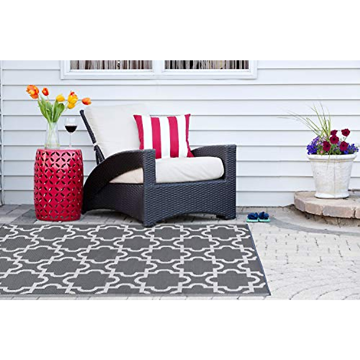 DII Reversible Outdoor Lattice Woven Rug, 4x6 Ft, Gray