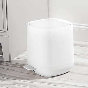 mDesign Plastic 1.3 Gallon/5 Liter Trash Can Waste Basket for Bathroom with Lid, Step Pedal Dustbin, and Removable Liner Bucket - Small Garbage Bin for Bathroom, Bedroom, or Office - White