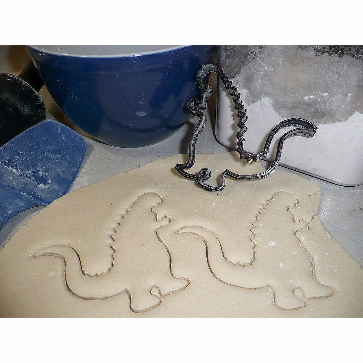 INSPIRED BY GODZILLA REPTILE MONSTER MOVIE CHARACTER COOKIE CUTTER MADE IN USA PR555