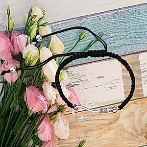 CHOORO Fish Hook Bracelet Fishing Hook Pendant Jewelry Fishing Girlfriend Gift for Girlfriend Jewelry Black Braided Rope Hook Bracelet Gift (fish hook-Black rope)
