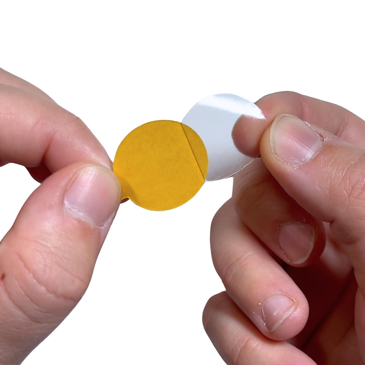 URSA Sticky Circles - Pack of 90 Hypoallergenic Sticky Circles for Lavalier Lapel Mics - 24mm Diameter - Compatible with Tascam Rode Sennheiser Zoom Lav Mics - Mic Clip - Lavalier Stickies