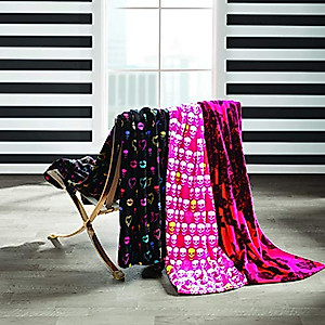 Betsey Johnson Home | Plush Collection | Throw - Ultra-Soft & Cozy Fleece, Lightweight & Luxuriously Warm, Perfect for Bed or Couch, Betsey Signature 50 x 70