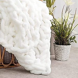 HBlife Chunky Knit Throw Blanket 40X40 Inches, Super Warm Soft Chenille Yarn Cable Knitted Blankets and Throws Boho Giant Cozy Thick Crochet Blanket for Sofa Bed Couch, White