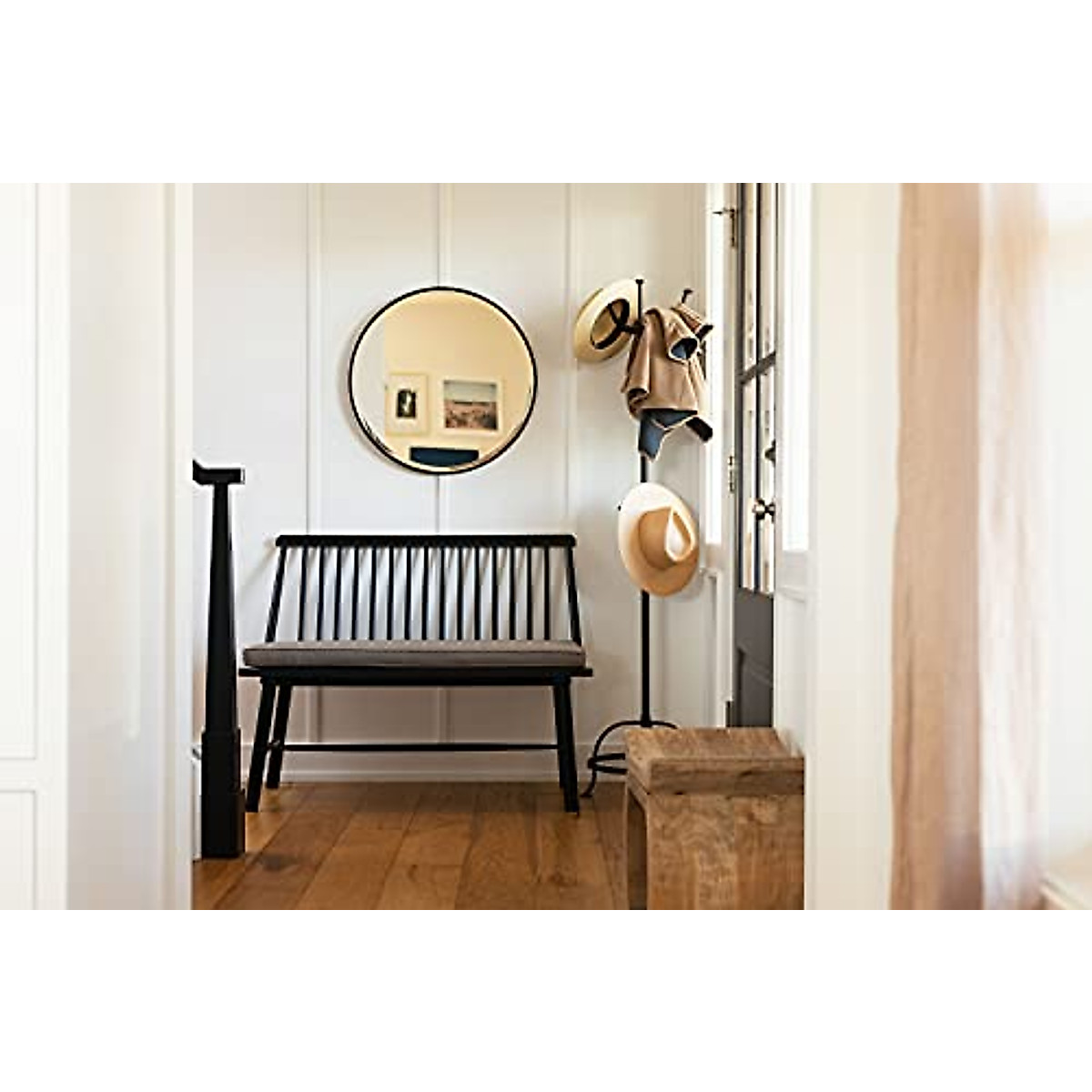 Woodlawn&Home Hardwood Farmhouse Bench in Black Finish with Olefin Taupe Cushion, 901074