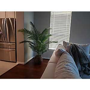 Aveyas 5ft Artificial Palm Tree for Home Decor, 5 Feet Faux Plant Fake Silk Tropical Kentia Areca Trees with Pot for Indoor Outdoor House Living Room Office Garden (5 ft Tall)