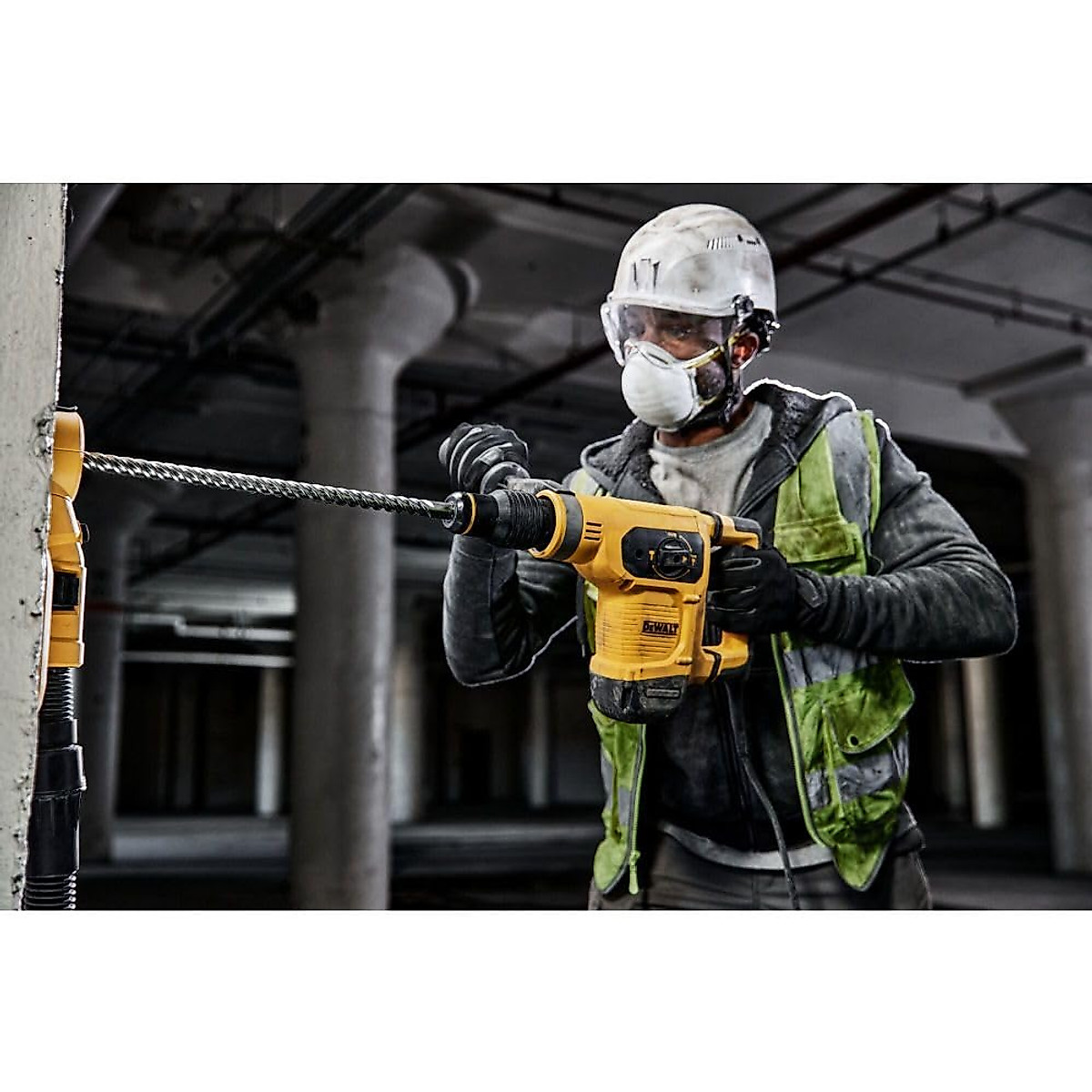 DeWalt DW5826 1-1/4" x 31" x 36" 4-Cutter SDS Max Rotary Hammer Bit