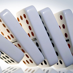 Demteric Mexican Train Dominoes Set Double 12 Dominos Travel Set Family Board Games Set 91 Colored Dot Tiles with Portable Anti-Collision Case