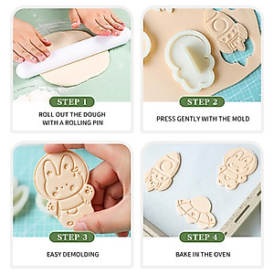 KALAIEN Space Cake Mold Cookie Cutter Rocket Mold Fondant Stamper Set, Biscuit Cake Baking Mold for Party Supplies Small Set of 4