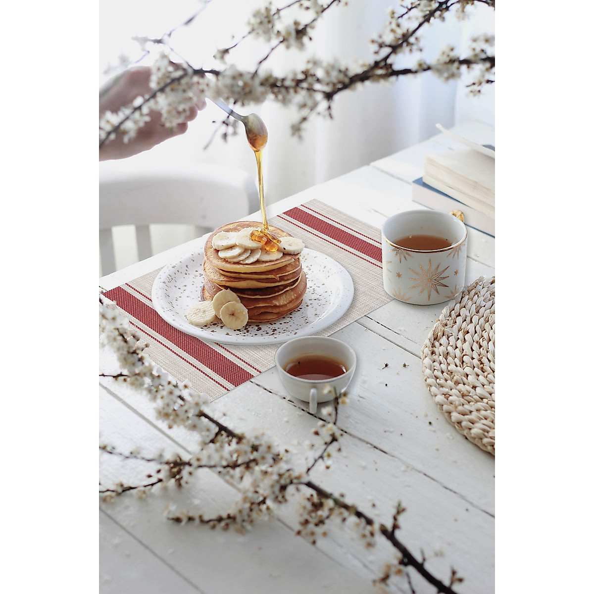 Vinjiasin Placemats Set of 4 Vinyl Woven Red Stripes Table Mats Washable Heat Resistant Sturdy Easy to Clean Kitchen for Dining Table Indoor Outdoor Christmas Decorations