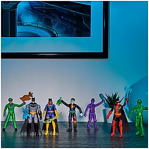 DC Comics Batman 4-inch Bat-Tech Batman and Robin Action Figures with 6 Mystery Accessories, for Kids Aged 3 and up, Amazon Exclusive