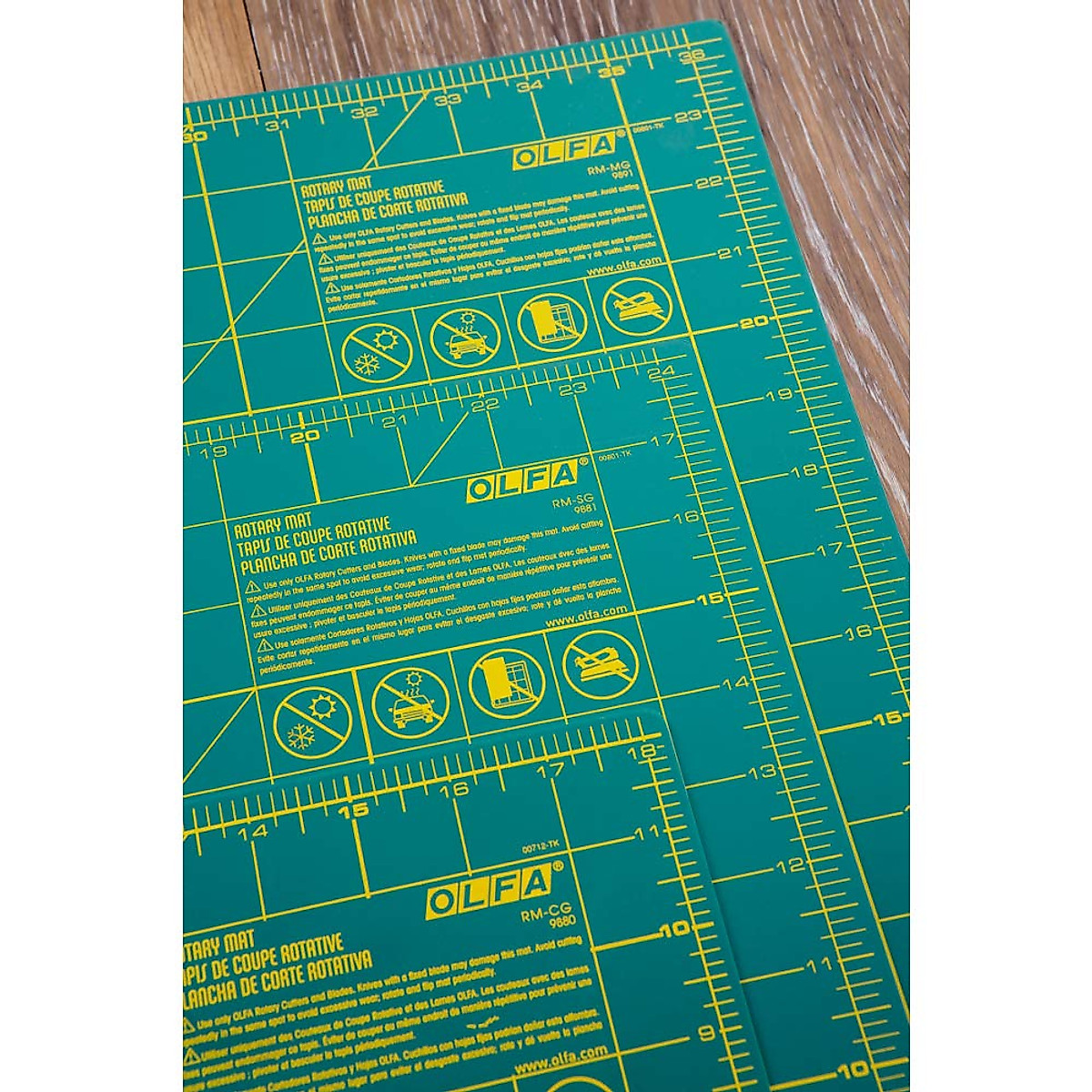 OLFA 9880 RM-CG 12-Inch x 18-Inch Self-Healing Double-Sided Rotary Mat