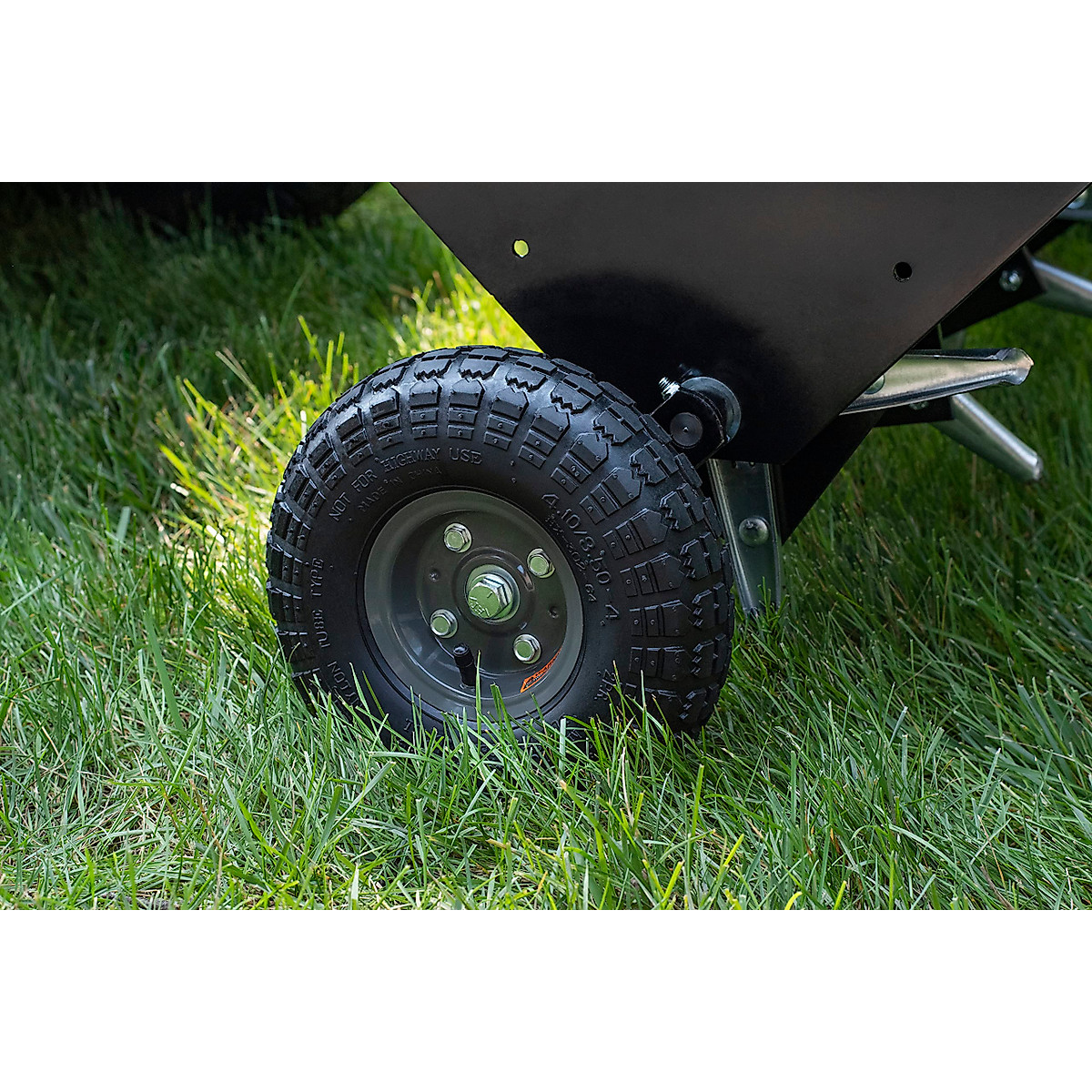 Agri-Fab 45-0518 40" Tow Plug Aerator,black