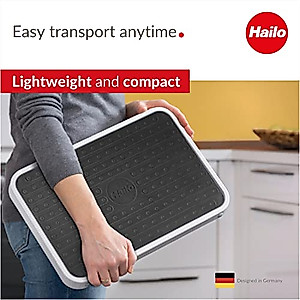 Hailo OneStep | Steel step | One large step with non-skid mat | Folding safety mechanism with unlocking button | Easy storage | Lightweight | White