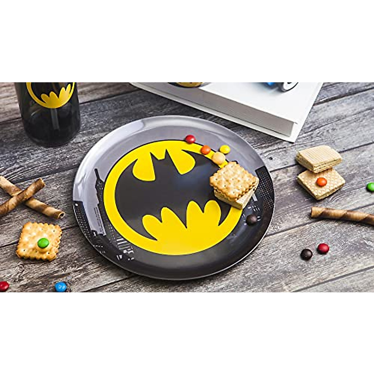 Zak Designs DC Comics Dinnerware 3 Piece Set Includes Plate, Bowl, and Water Bottle, Non-BPA, Made of Durable Material and Perfect for Fans (18/8 Stainless Steel, Batman)