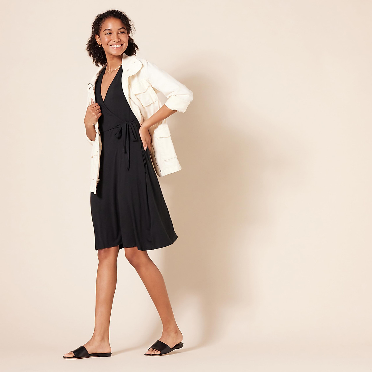 Amazon Essentials Women's Short Sleeve Faux-Wrap Dress, Black, X-Large