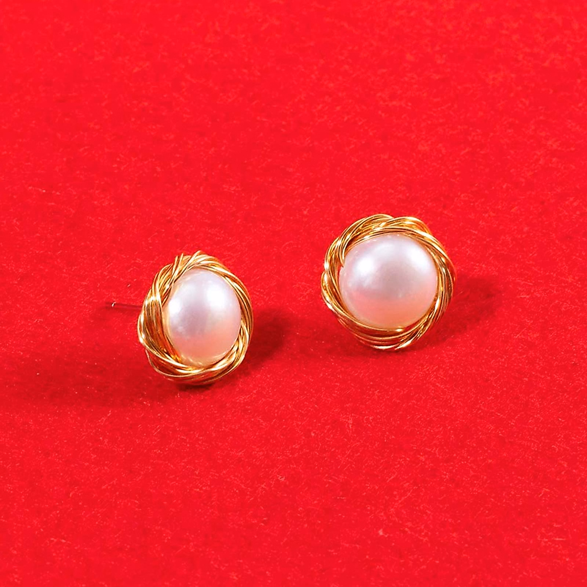 BENECREAT 15.7x78.7" Self-Adhesive Felt Fabric Yellow Shelf Liner for Festival Decor Cup Mat Making and Jewelry Box Decoration, 1mm Thick