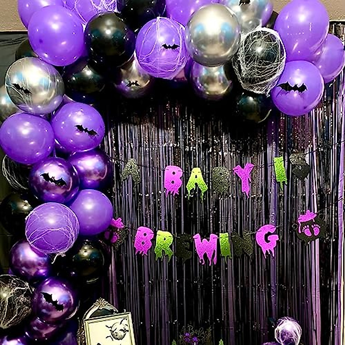 Halloween Balloon Arch Garland Kit, Black Purple Silver Metallic Latex Balloons Garland Kit for Kids Halloween Theme Birthday Trick or Treat Graduation Wedding Party Decorations Supplies