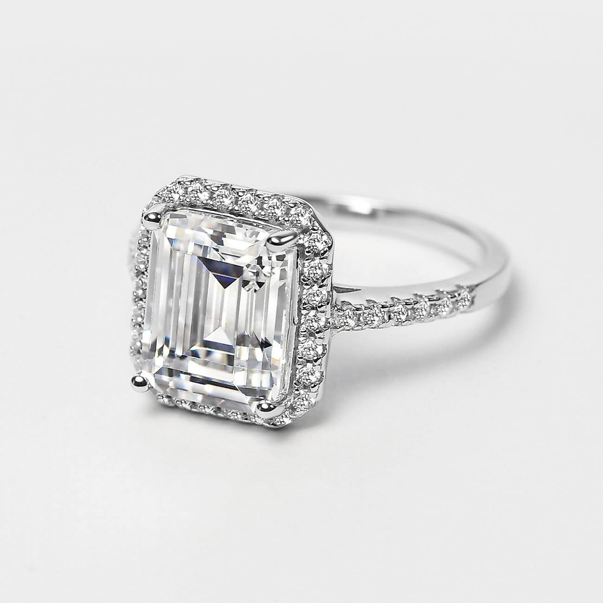 Michooyel S925 4.0ct Emerald Cut Engagement Ring for Women Diamond Halo Promise Ring Cubic Zirconia Sterling Silver Wedding Band Ring for Women