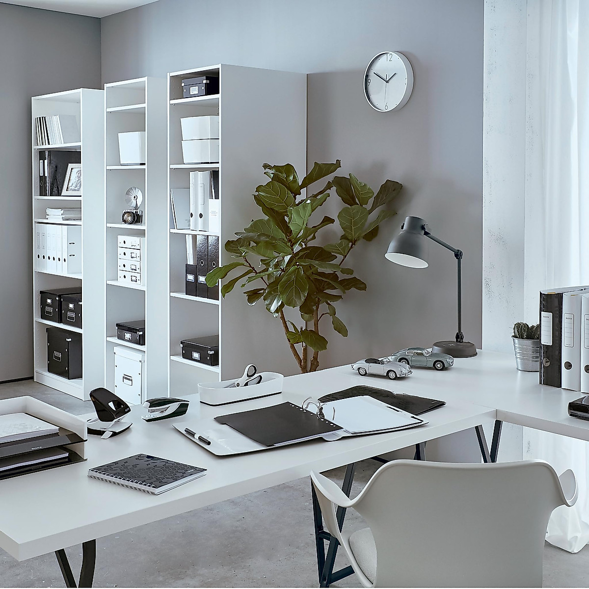 Leitz Electric Stapler, 10 Sheet Capacity, Battery Powered, WOW Range, 55661062 - Purple