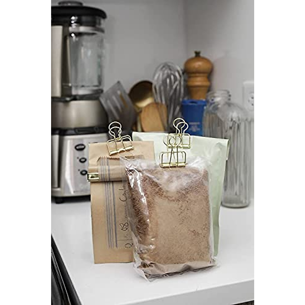 20 Pieces Gold Wire Binder Clips Assorted Sizes Stainless Steel Hollow Binder Clips Clamps for Paperwork, Sewing, Crafts, Kids, Teacher, Office School Supplies, Food Packages (10 Medium & 10 Small)