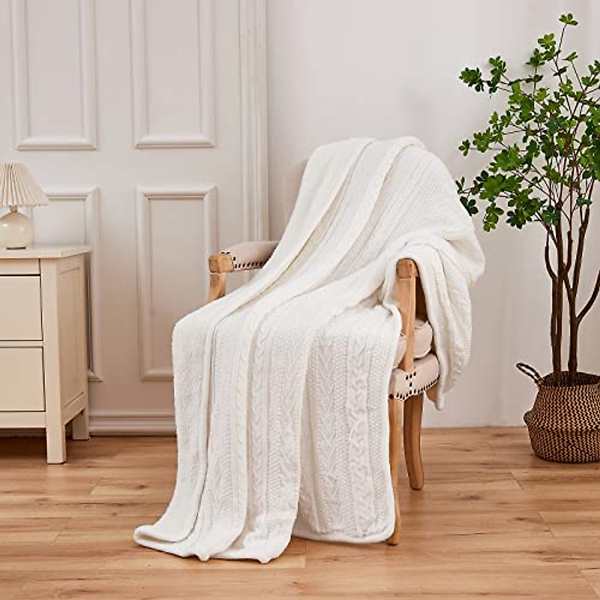 Longhui bedding Acrylic White Cable Knit Sherpa Throw Blanket – Thick, Soft, Big, Cozy Ivory White Knitted Fleece Blankets for Couch, Sofa, Bed – Large 60 x 80 Inches Ivory White Coverlet, 5.2 Pounds