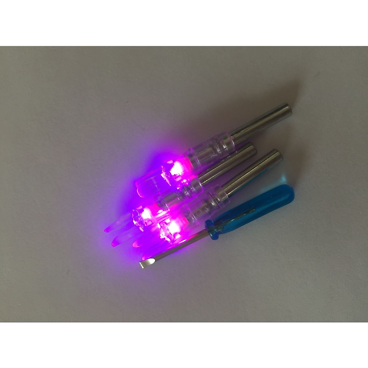 JIEXI HWYP Automatically Lighted Led Nocks for Inner Diameter 6.3 mm Compound Bow Arrows GT Size Pack of 6 (Purple)