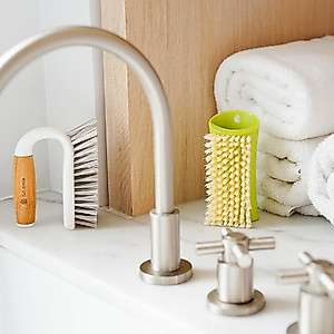 Full Circle Tough Stuff All-Purpose Scrub Brush, White 4.45" x 5.12" x 3.82"