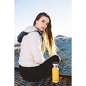 MIRA Alpine Stainless Steel Vacuum Insulated Water Bottle with 2 Lids, Sports Thermos Flask Keeps Cold 24 Hours, Hot 12 Hours, Reusable Hydro Bottle - 25 oz (750 ml) Jasmine Leaves