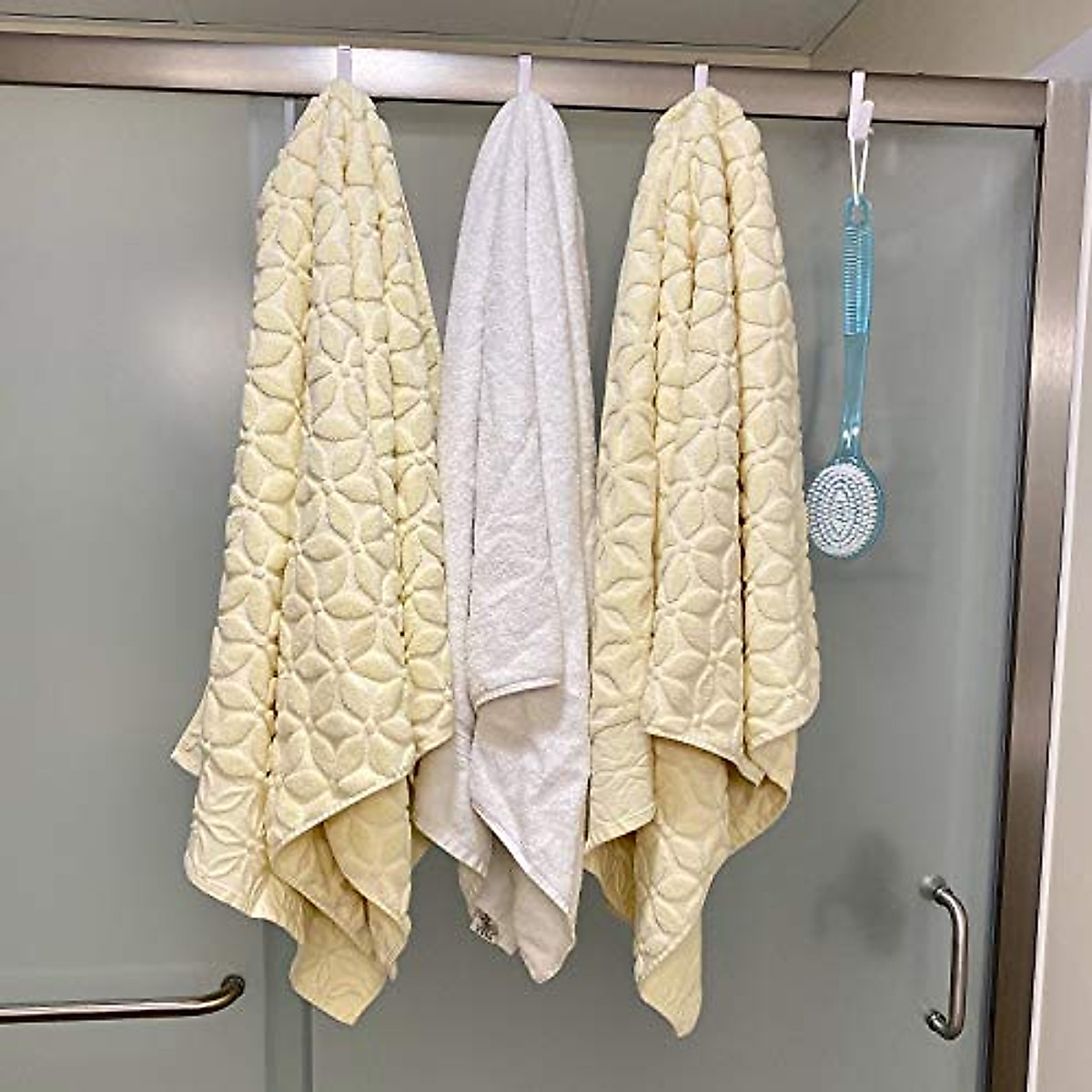 Evelots Over The Door Hooks for Wide Doors, 4 Pack Heavy Duty White Rubber Coated Metal Door Hanger Hook for Hanging Clothes, Towels, Coats, Hats in Bathroom, Bedroom, or Office