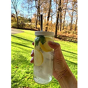 Jarming Collections - Reusable Glass Smoothie Jars with Lids & Straws - Glass Jars with White Plastic Lids & Metal Straws, Jar Tumblers for Iced Coffee Glass, Smoothies, Milk Shakes (White, Pack of 2)