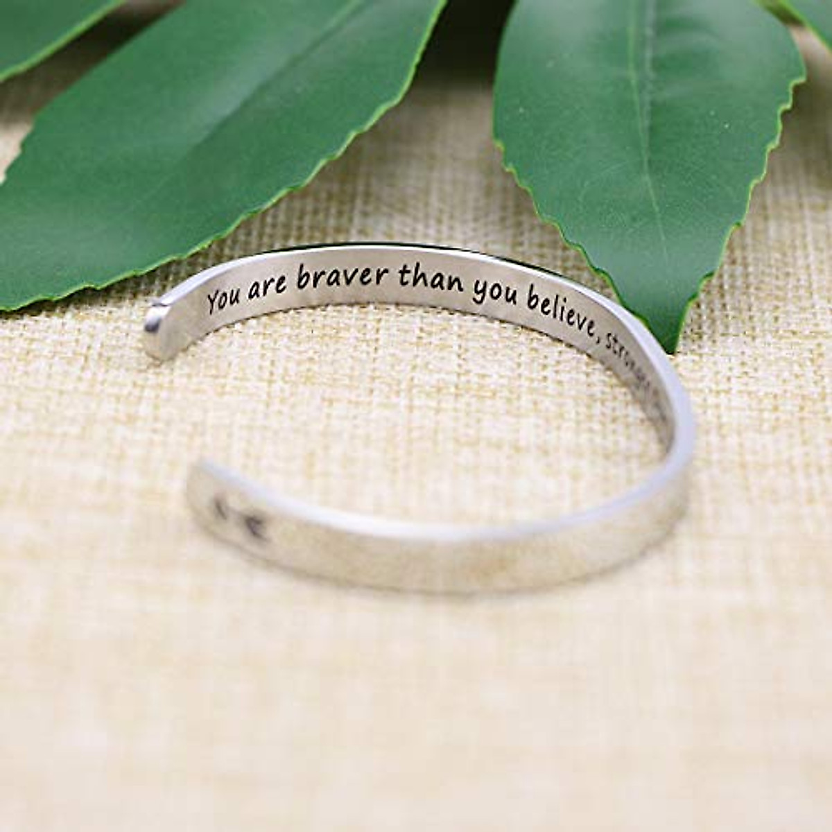 JoycuFF Inspirational Bracelets for Daughter You are Braver Than You Believe, Stronger Than You Seem, Smarter Than You Think