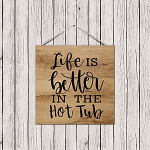 Funny Bathroom Pallet Sign Life is Better in The Hot Tub Rustic Wooden Plank Hanging Sign with Sayings Quote Country Bathroom Wall Sign Wall Hanging Decor for Bathhouse Toilet 12in