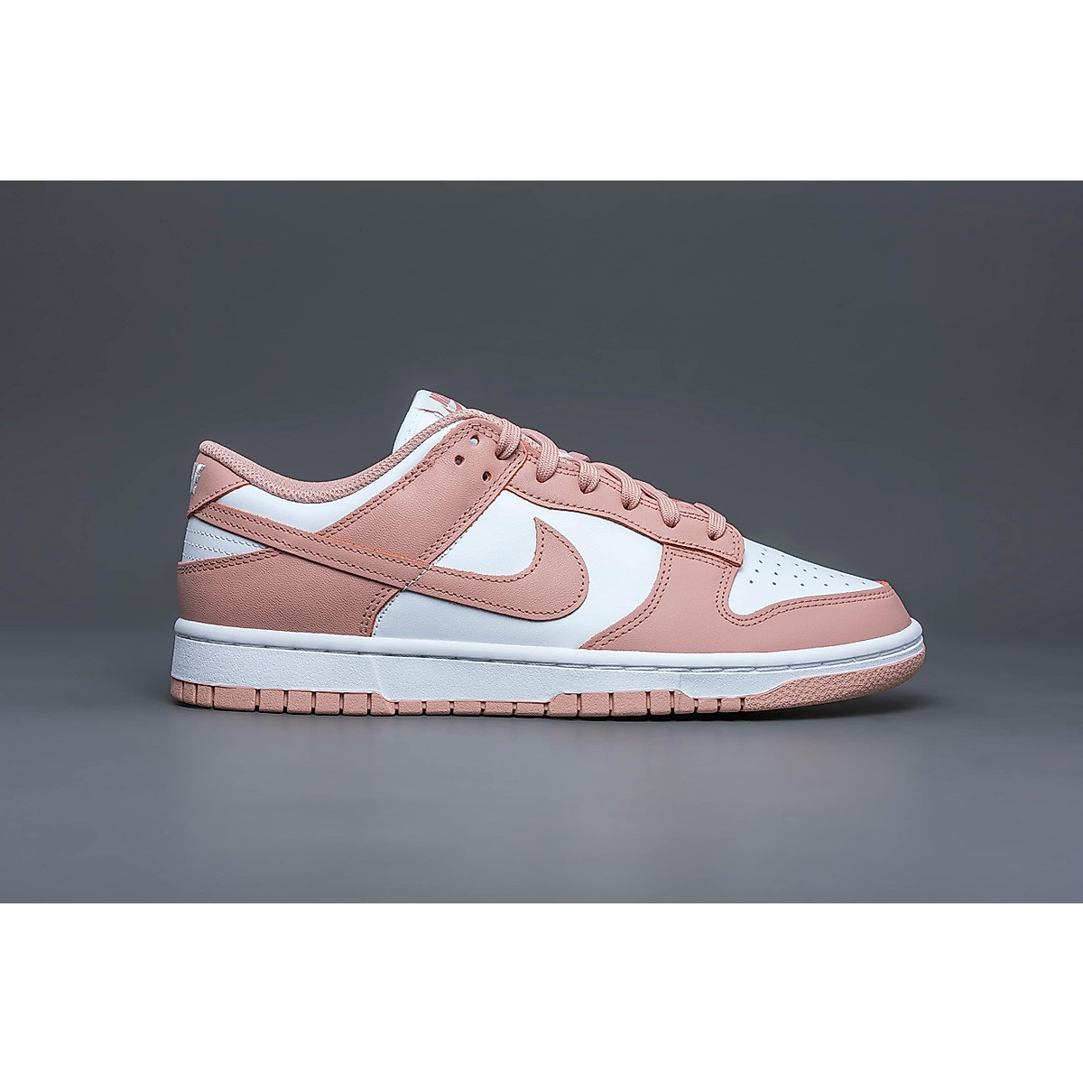 Nike Women's Gymnastics Shoes Sneaker, White Rose Whisper, 11