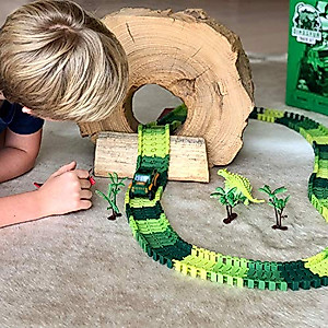 DINOSAUR Flexible Track Set FR2001: 173 total pieces - includes 1 Off-Road Electric Toy Vehicle & 2 Dinosaurs (Species May Vary)- Fun Learning Dino Gift for 3 Year Olds & Up