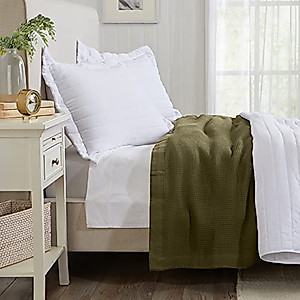 Great Bay Home 100% Cotton Olive Waffle Weave King Blanket | Lightweight and Breathable | Soft Versatile Dark Green Bed Blanket | Perfect for Layering Cotton Blanket | Hazel Collection
