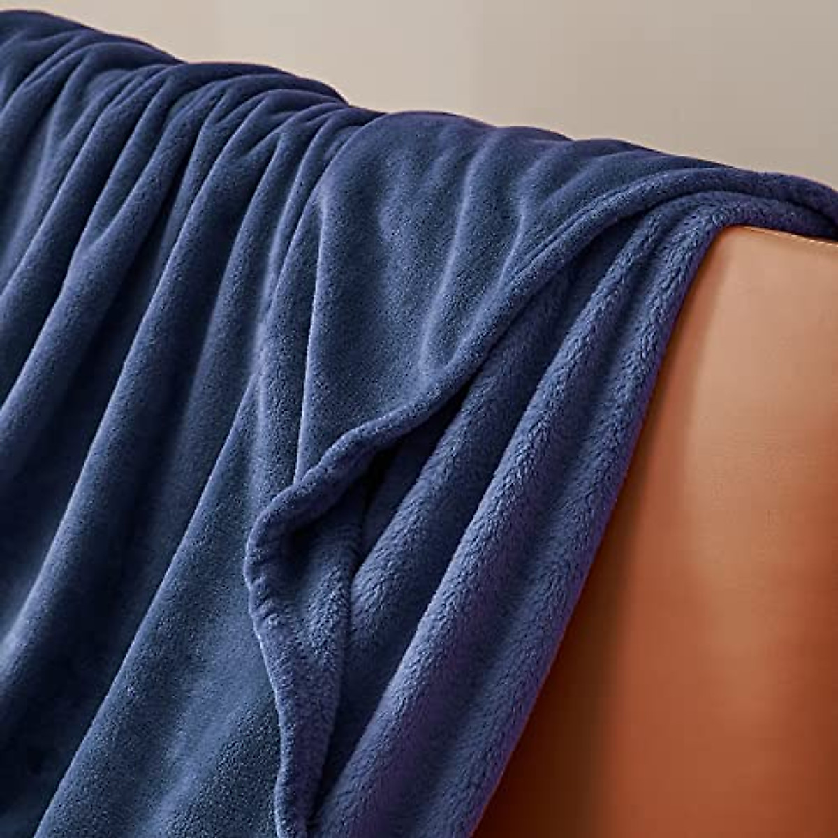 RUIKASI Fleece Throw Blanket Single - Plush Fuzzy Flannel Blanket Navy Blue for Single Size Bed, Super Soft Warm Blanket for Sofa and Couch, Fluffy Blanket 50x60 Inches