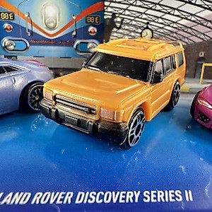 Micro Machines 2022 Series 6 World Pack #17 Micro City: Pontiac GXP, Cadillac CTS-V, Land Rover Discovery, Jaguar XFR-S, Silverado