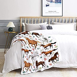 Horses Throw Blanket Super Soft Fluffy Cozy Plush Fleece Blanket Decorative Fuzzy Lightweight Blankets for Sofa Couch Bed Camping, 30"x40"-Toddlers/Pets Size