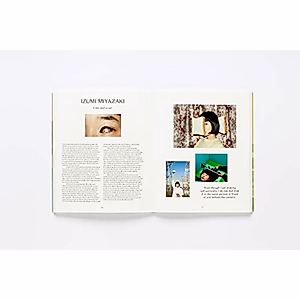 Girl on Girl: Art and Photography in the Age of the Female Gaze (40 artists redefining the fields of fashion, art, advertising and photojournalism)